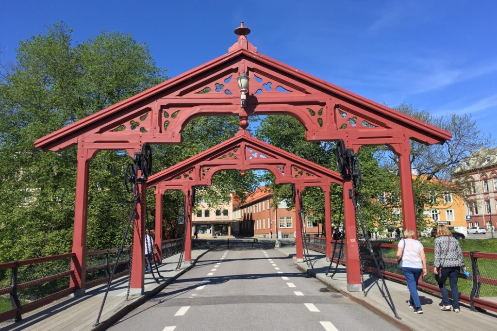 A Photo Tour of Downtown Trondheim - Life in Norway