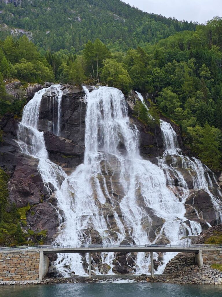 Hardangerfjord: Exploring Norway's Fjord of Fruits and Festivals