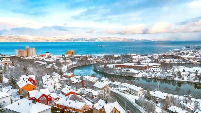 Nærturer: The City Walks of Trondheim, Norway