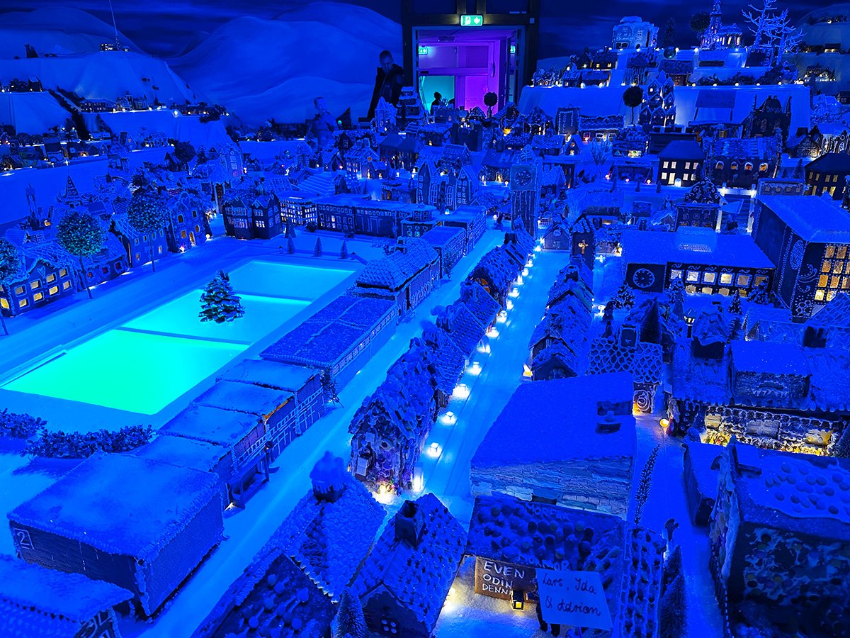 Pepperkakebyen: The Stunning Gingerbread Town Of Bergen, Norway - Life ...