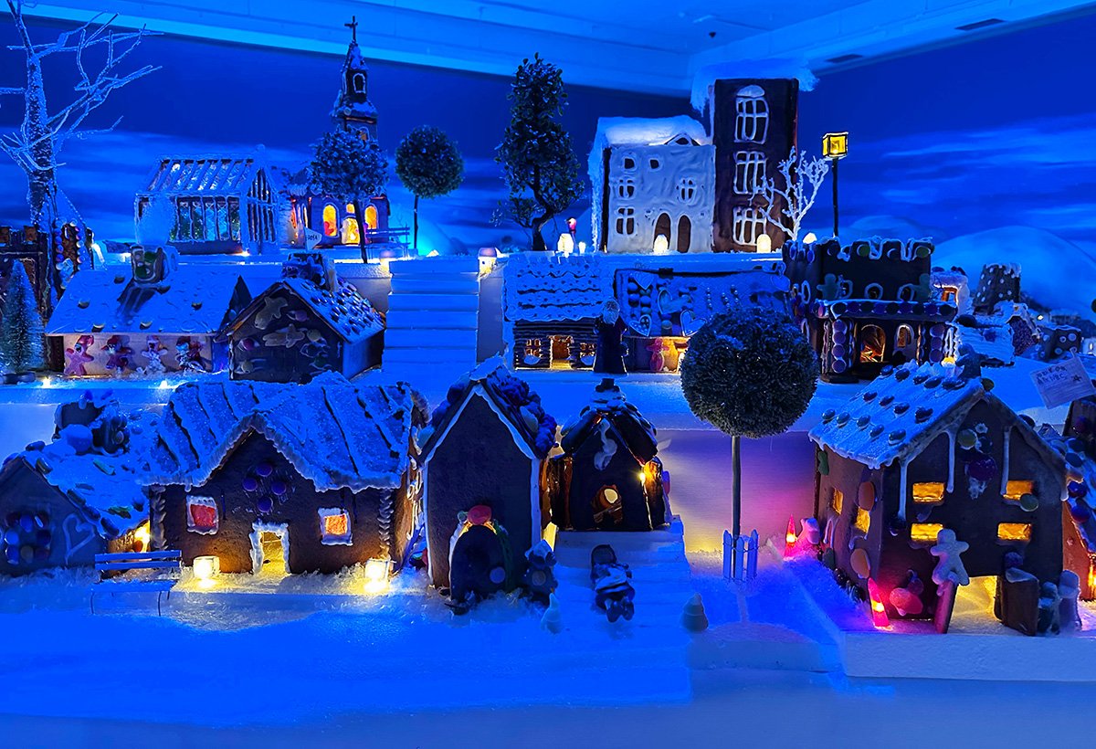 Pepperkakebyen: The Stunning Gingerbread Town Of Bergen, Norway - Life ...