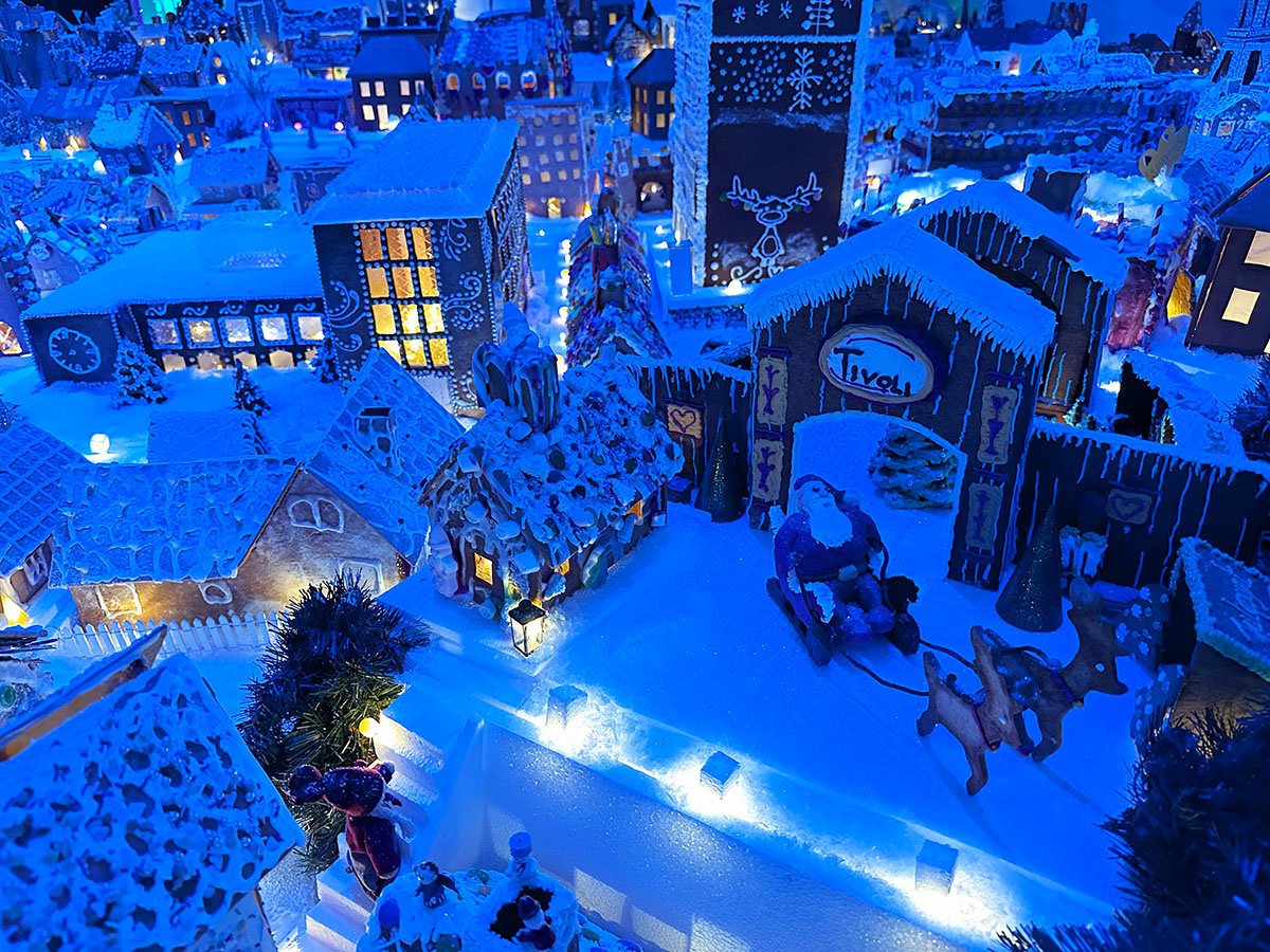 Pepperkakebyen: The Stunning Gingerbread Town Of Bergen, Norway - Life ...