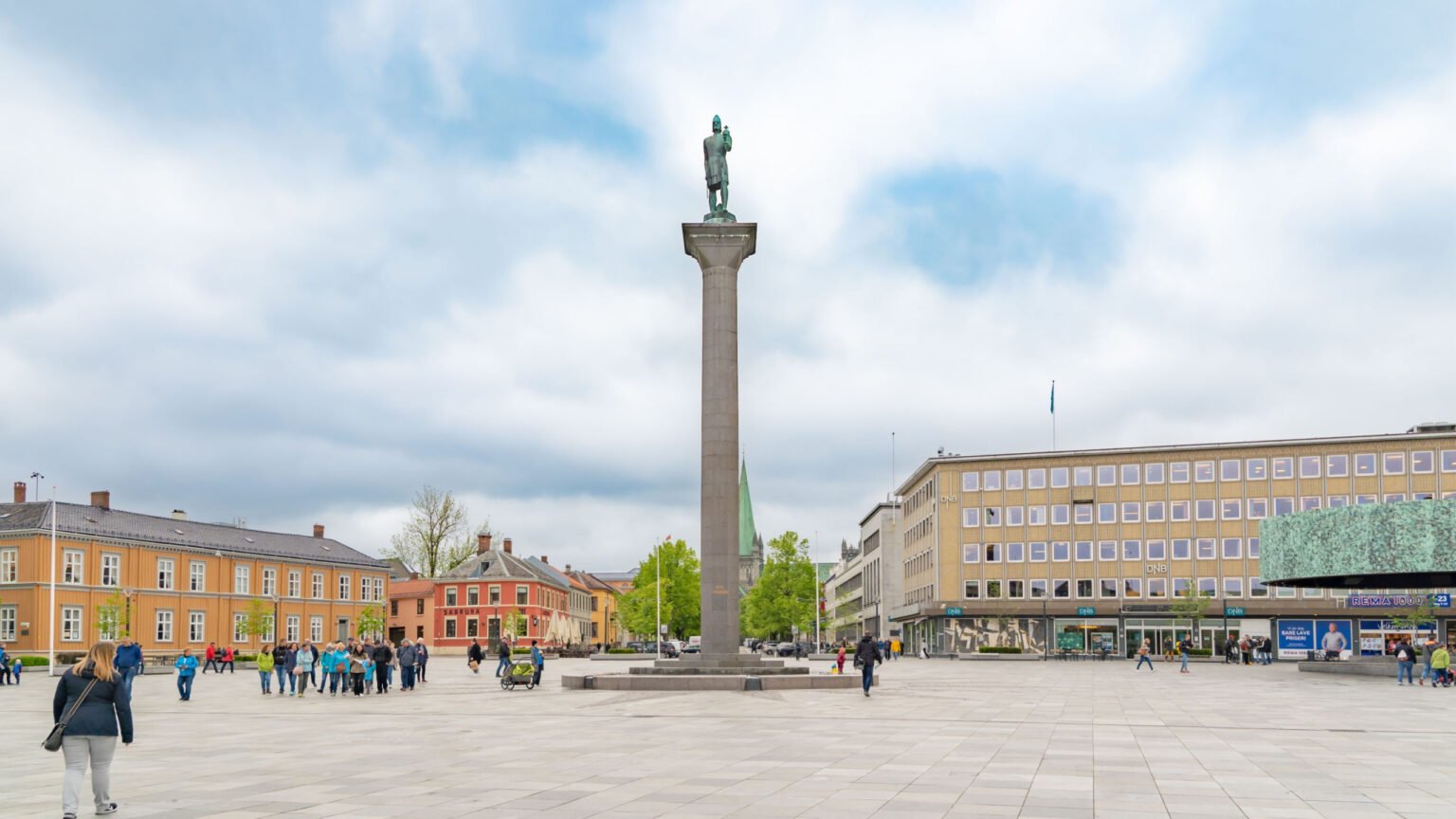 Torvet: The Changing Face of Trondheim's Market Square - Life in Norway