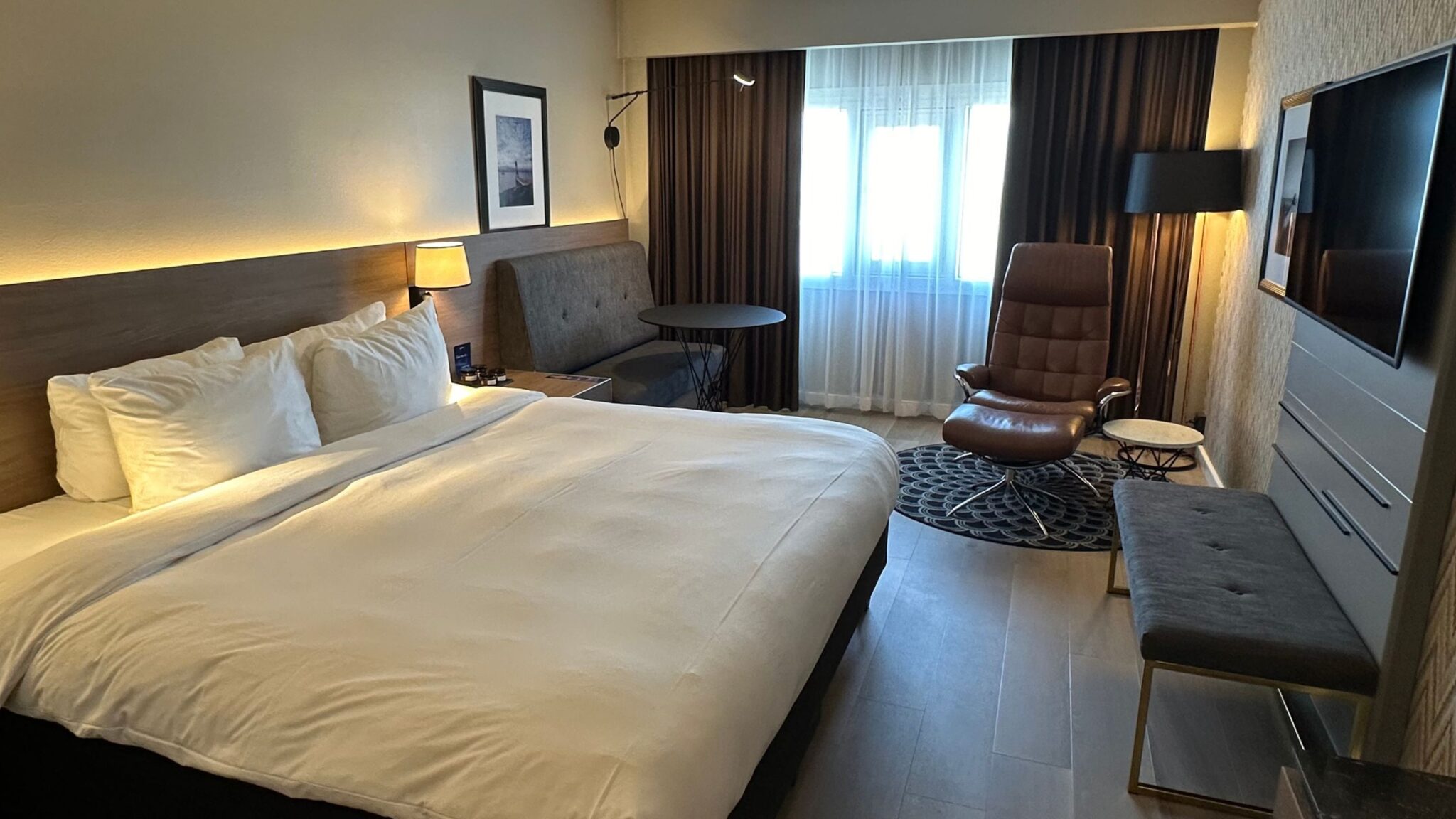 What to Expect at the Radisson Blu Plaza Hotel in Oslo - Life in Norway